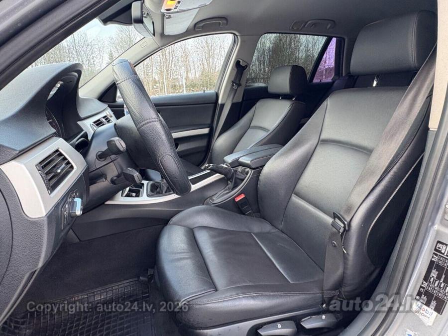 Pelēks BMW 3 Series 2011 Rapla, ar dzinēja tilpumu 2.00 L un nobraukumu 372 tūkst. km par 4200 €, foto 9 vietnē AUTOMOTO.COM.LV