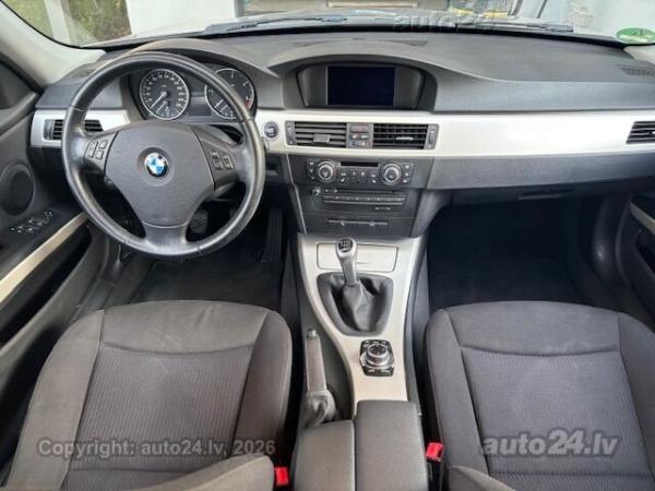 Grey BMW 3 Series 2011 in Tartu, with an engine capacity of 2.00 L and mileage of 245 thousand km for 5290 €, photo 10 on AUTOMOTO.COM.LV
