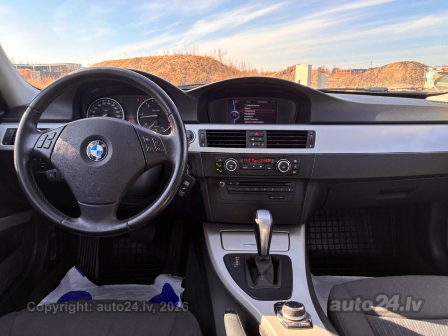 Pelēks BMW 3 Series 2011 Tallina, ar dzinēja tilpumu 2.00 L un nobraukumu 283 tūkst. km par 5099 €, foto 10 vietnē AUTOMOTO.COM.LV