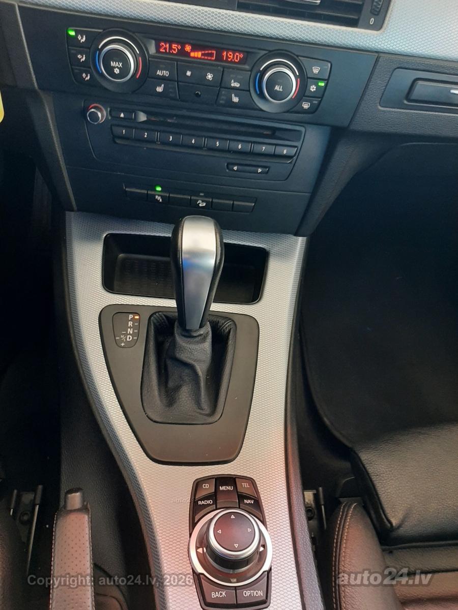 Pelēks BMW 3 Series 2011 Tartu, ar dzinēja tilpumu 2.50 L un nobraukumu 237 tūkst. km par 6690 €, foto 13 vietnē AUTOMOTO.COM.LV