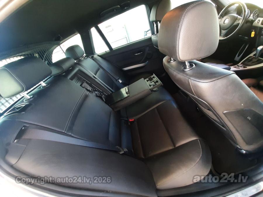 Pelēks BMW 3 Series 2011 Tartu, ar dzinēja tilpumu 2.50 L un nobraukumu 237 tūkst. km par 6690 €, foto 22 vietnē AUTOMOTO.COM.LV