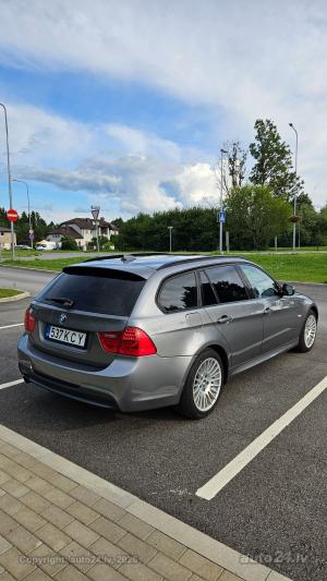 Pelēks BMW 3 Series 2011 Tallina, ar dzinēja tilpumu 2.00 L un nobraukumu 272 tūkst. km par 8500 €, foto 4 vietnē AUTOMOTO.COM.LV