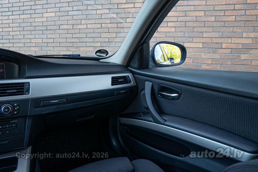 Серый БМВ 3 Серия 2011 в Тарту, объемом двигателя 2.00 л и пробегом 277 тыс. км за 5950 €, фото 42 на AUTOMOTO.COM.LV
