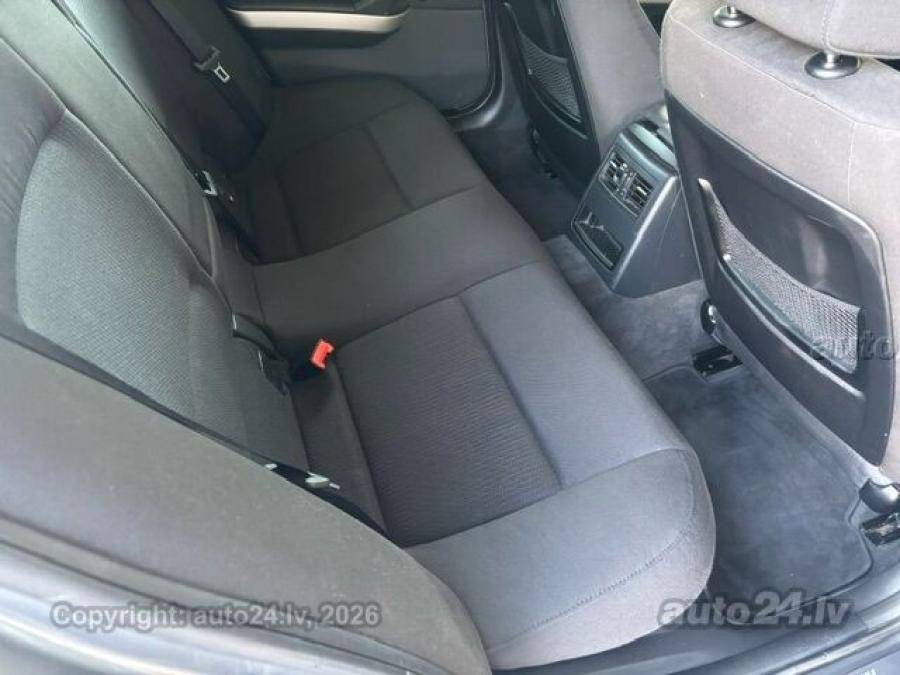 Grey BMW 3 Series 2011 in Tallinn, with an engine capacity of 2.00 L and mileage of 190 thousand km for 5650 €, photo 12 on AUTOMOTO.COM.LV