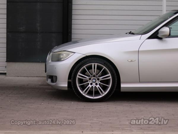 Pelēks BMW 3 Series 2011 Tallina, ar dzinēja tilpumu 2.00 L un nobraukumu 350 tūkst. km par 4999 €, foto 4 vietnē AUTOMOTO.COM.LV