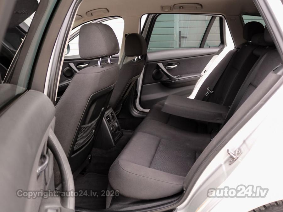 Grey BMW 3 Series 2011 in Tallinn, with an engine capacity of 2.00 L and mileage of 350 thousand km for 4999 €, photo 15 on AUTOMOTO.COM.LV