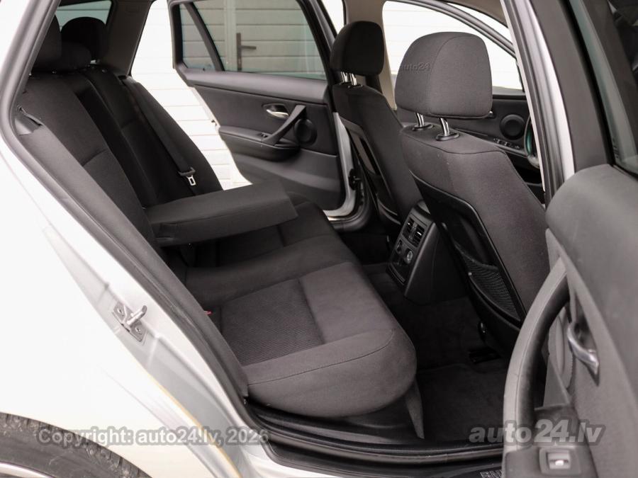 Grey BMW 3 Series 2011 in Tallinn, with an engine capacity of 2.00 L and mileage of 350 thousand km for 4999 €, photo 20 on AUTOMOTO.COM.LV