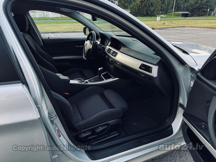 Pelēks BMW 3 Series 2011 Tallina, ar dzinēja tilpumu 2.00 L un nobraukumu 260 tūkst. km par 5850 €, foto 12 vietnē AUTOMOTO.COM.LV