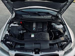 Pelēks BMW 3 Series 2011 Tallina, ar dzinēja tilpumu 2.00 L un nobraukumu 260 tūkst. km par 5850 €, foto 24 vietnē AUTOMOTO.COM.LV