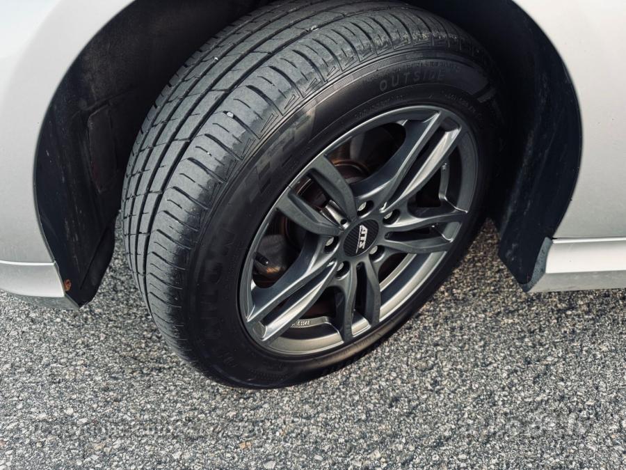 Pelēks BMW 3 Series 2011 Tallina, ar dzinēja tilpumu 2.00 L un nobraukumu 260 tūkst. km par 5850 €, foto 25 vietnē AUTOMOTO.COM.LV
