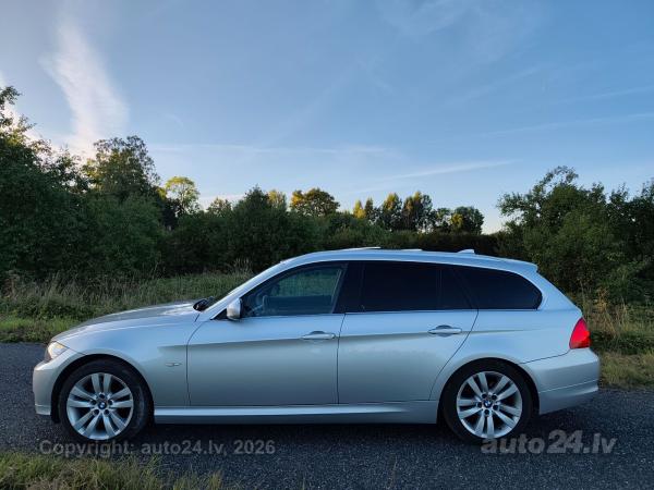 BMW 3 Series 2011 in Tallinn on AUTOMOTO.COM.LV Grey BMW 3 Series 2011 in Tallinn, with an engine capacity of 2.00 L and mileage of 303 thousand km for 5190 €, photo 8 on AUTOMOTO.COM.LV