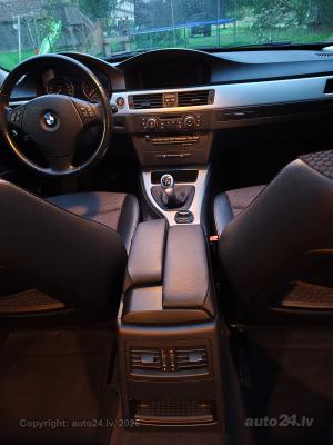 Pelēks BMW 3 Series 2011 Tallina, ar dzinēja tilpumu 2.00 L un nobraukumu 303 tūkst. km par 5190 €, foto 13 vietnē AUTOMOTO.COM.LV