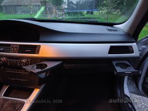 Pelēks BMW 3 Series 2011 Tallina, ar dzinēja tilpumu 2.00 L un nobraukumu 303 tūkst. km par 5190 €, foto 14 vietnē AUTOMOTO.COM.LV