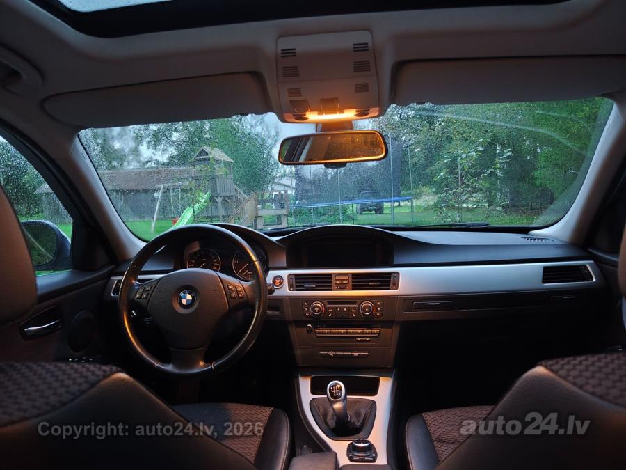 Pelēks BMW 3 Series 2011 Tallina, ar dzinēja tilpumu 2.00 L un nobraukumu 303 tūkst. km par 5190 €, foto 15 vietnē AUTOMOTO.COM.LV