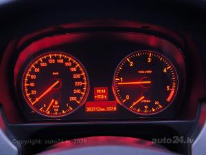 Pelēks BMW 3 Series 2011 Tallina, ar dzinēja tilpumu 2.00 L un nobraukumu 303 tūkst. km par 5190 €, foto 21 vietnē AUTOMOTO.COM.LV