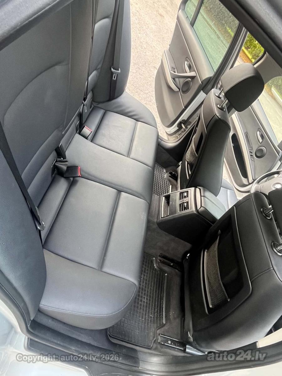 Pelēks BMW 3 Series 2011 Elva, ar dzinēja tilpumu 2.00 L un nobraukumu 0 tūkst. km par 4799 €, foto 15 vietnē AUTOMOTO.COM.LV
