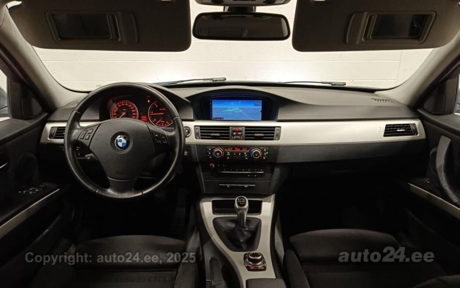 Pelēks BMW 3 Series 2012 Tallina, ar dzinēja tilpumu 2.00 L un nobraukumu 318 tūkst. km par 4995 €, foto 12 vietnē AUTOMOTO.COM.LV