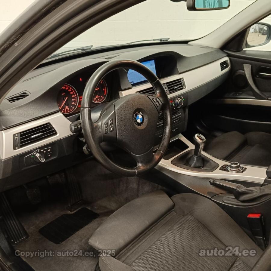 Pelēks BMW 3 Series 2012 Tallina, ar dzinēja tilpumu 2.00 L un nobraukumu 318 tūkst. km par 4995 €, foto 15 vietnē AUTOMOTO.COM.LV