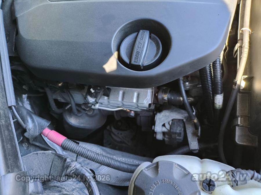 Pelēks BMW 3 Series 2012 Tallina, ar dzinēja tilpumu 2.00 L un nobraukumu 313 tūkst. km par 7000 €, foto 14 vietnē AUTOMOTO.COM.LV