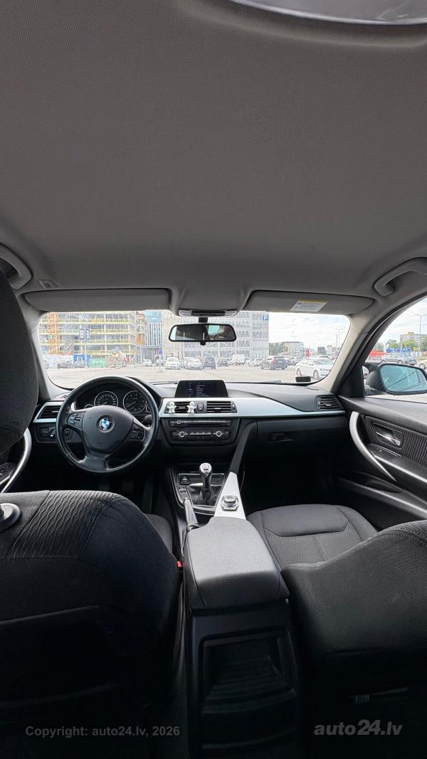 Pelēks BMW 3 Series 2012 Tallina, ar dzinēja tilpumu 2.00 L un nobraukumu 326 tūkst. km par 5600 €, foto 9 vietnē AUTOMOTO.COM.LV