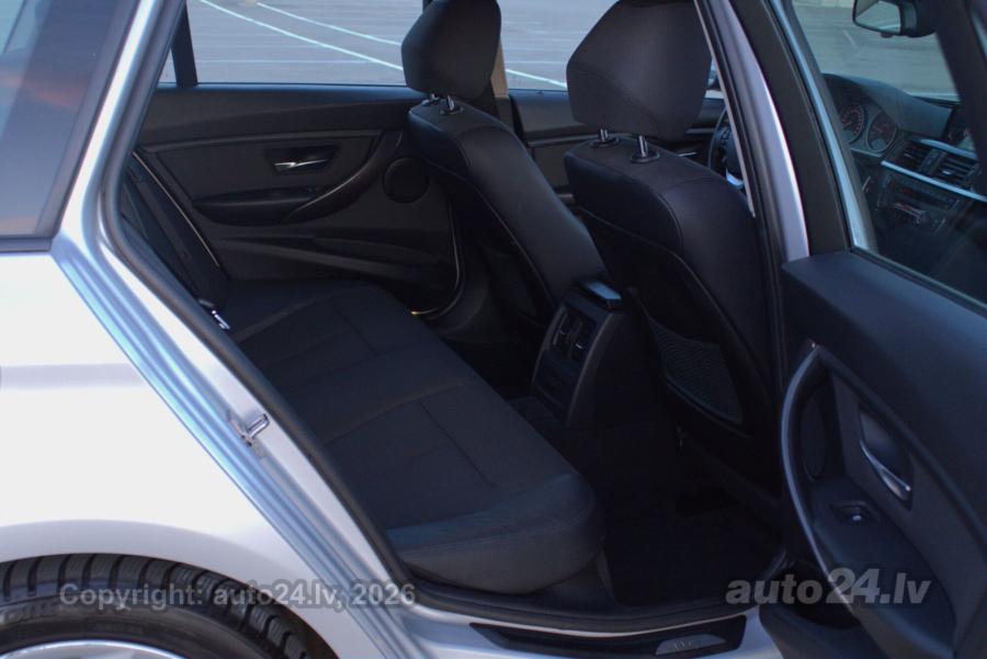 Pelēks BMW 3 Series 2013 Tartu, ar dzinēja tilpumu 3.00 L un nobraukumu 274 tūkst. km par 10700 €, foto 14 vietnē AUTOMOTO.COM.LV
