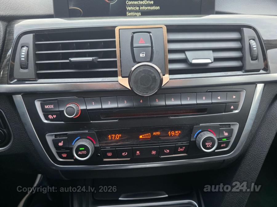 Grey BMW 3 Series 2013 in Paide, with an engine capacity of 2.00 L and mileage of 269 thousand km for 9990 €, photo 31 on AUTOMOTO.COM.LV