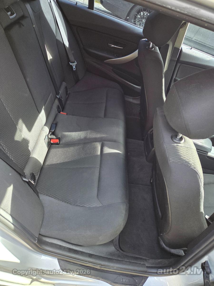 Grey BMW 3 Series 2013 in Tallinn, with an engine capacity of 2.00 L and mileage of 395 thousand km for 8700 €, photo 12 on AUTOMOTO.COM.LV