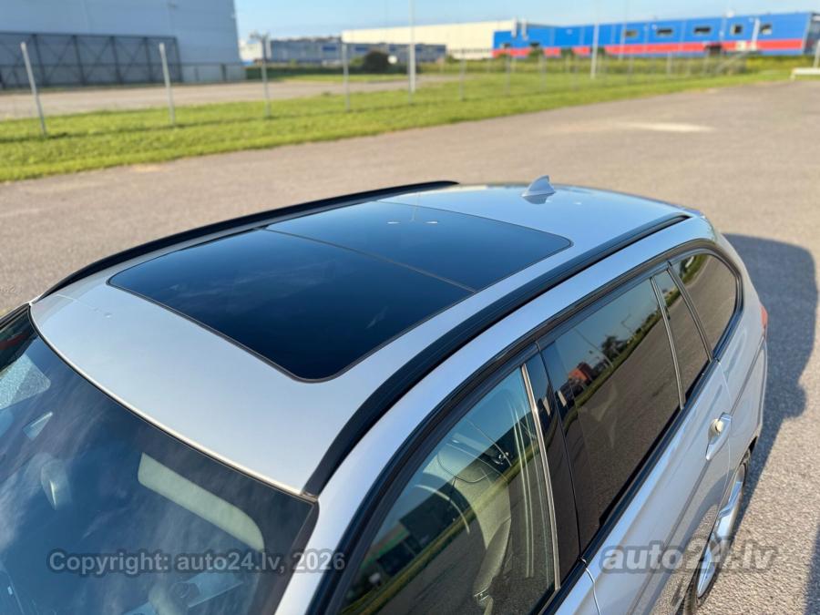 Grey BMW 3 Series 2014 in Tallinn, with an engine capacity of 3.00 L and mileage of 290 thousand km for 12599 €, photo 12 on AUTOMOTO.COM.LV