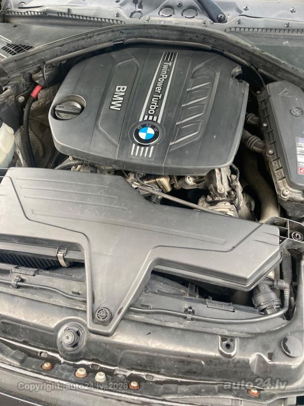 Pelēks BMW 3 Series 2014 Tallina, ar dzinēja tilpumu 2.00 L un nobraukumu 323 tūkst. km par 7400 €, foto 10 vietnē AUTOMOTO.COM.LV