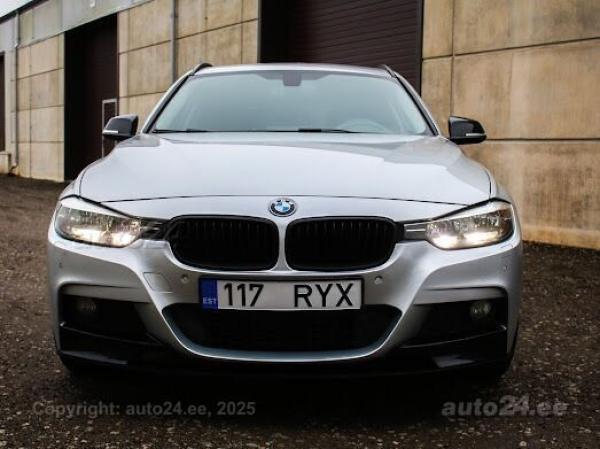 Grey BMW 3 Series 2015 in Tallinn, with an engine capacity of 2.00 L and mileage of 274 thousand km for 9990 €, photo 2 on AUTOMOTO.COM.LV