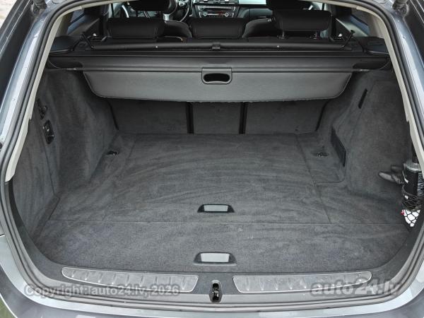 Grey BMW 3 Series 2015 in Tallinn, with an engine capacity of 2.00 L and mileage of 262 thousand km for 12900 €, photo 11 on AUTOMOTO.COM.LV