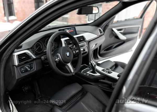 Pelēks BMW 3 Series 2016 Tallina, ar dzinēja tilpumu 2.00 L un nobraukumu 226 tūkst. km par 14990 €, foto 9 vietnē AUTOMOTO.COM.LV