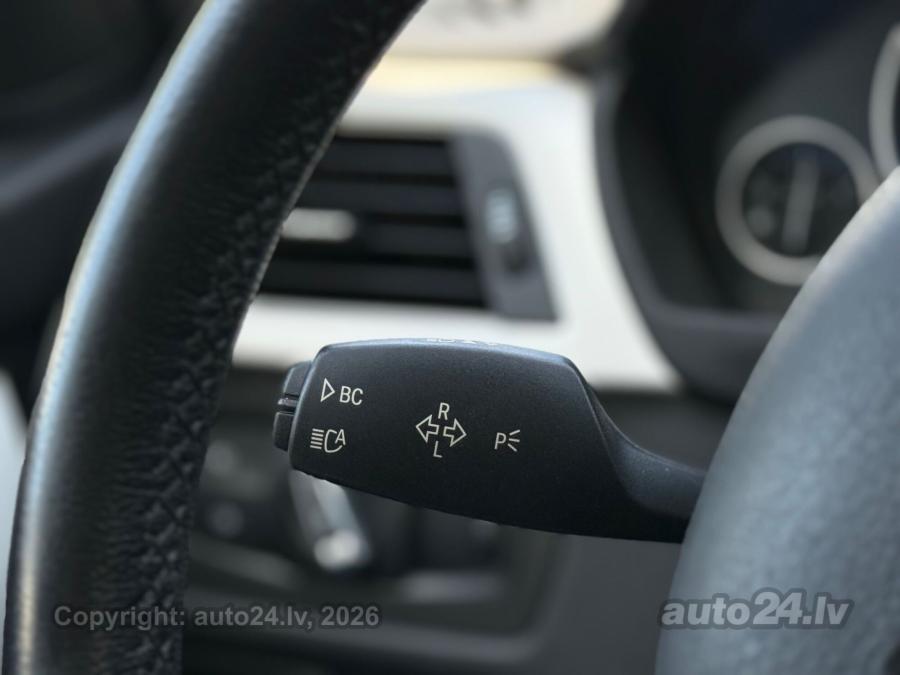 Pelēks BMW 3 Series 2016 Tallina, ar dzinēja tilpumu 2.00 L un nobraukumu 141 tūkst. km par 12999 €, foto 13 vietnē AUTOMOTO.COM.LV