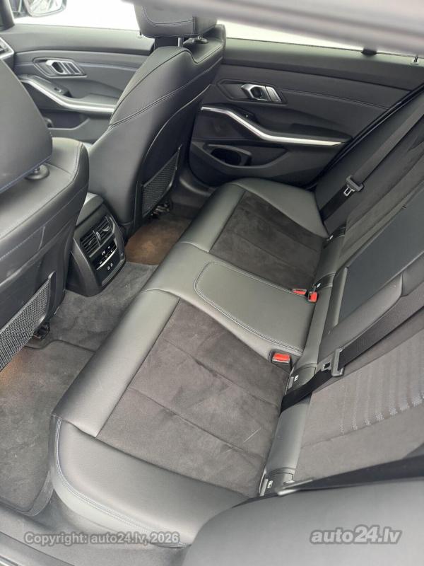 Pelēks BMW 3 Series 2021 Tallina, ar dzinēja tilpumu 3.00 L un nobraukumu 103 tūkst. km par 29800 €, foto 11 vietnē AUTOMOTO.COM.LV