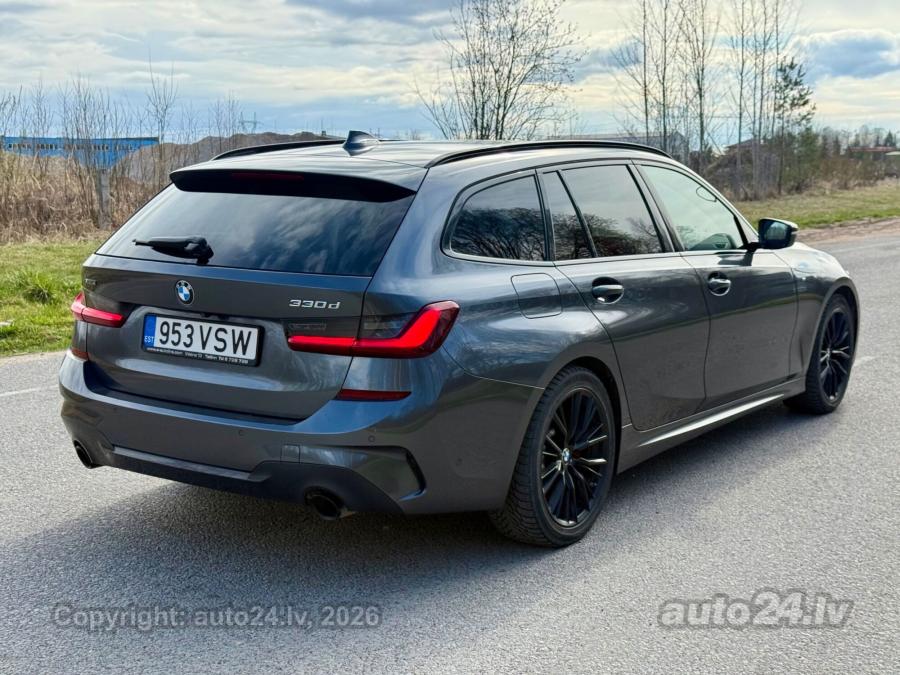 Pelēks BMW 3 Series 2021 Tallina, ar dzinēja tilpumu 3.00 L un nobraukumu 106 tūkst. km par 34990 €, foto 4 vietnē AUTOMOTO.COM.LV