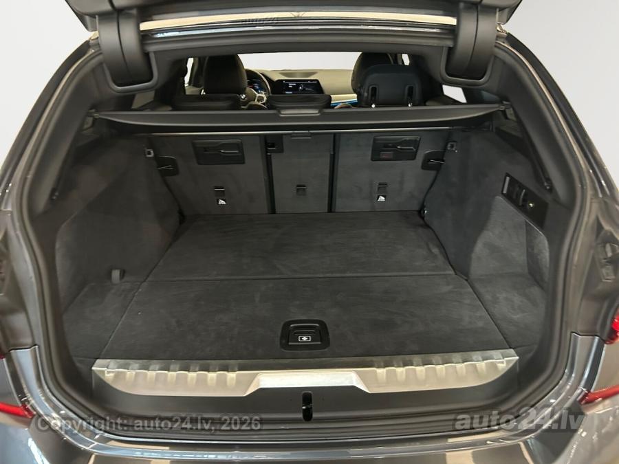 Grey BMW 3 Series 2021 in Tallinn, with an engine capacity of 2.00 L and mileage of 168 thousand km for 21900 €, photo 16 on AUTOMOTO.COM.LV