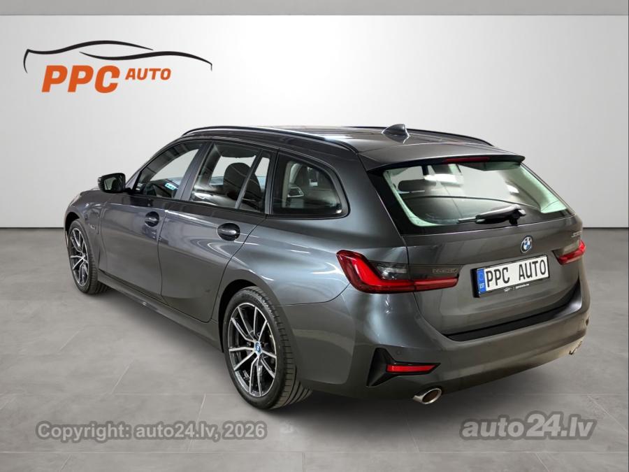 Pelēks BMW 3 Series 2021 Tallina, ar dzinēja tilpumu 2.00 L un nobraukumu 93 tūkst. km par 25900 €, foto 4 vietnē AUTOMOTO.COM.LV