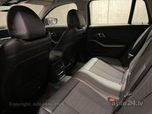 Pelēks BMW 3 Series 2021 Tallina, ar dzinēja tilpumu 2.00 L un nobraukumu 93 tūkst. km par 25900 €, foto 12 vietnē AUTOMOTO.COM.LV