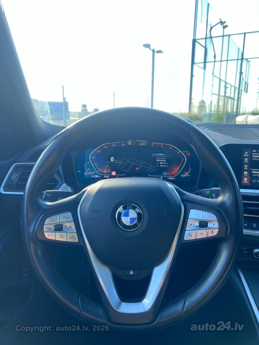 Grey BMW 3 Series 2021 in Tallinn, with an engine capacity of 2.00 L and mileage of 212 thousand km for 24000 €, photo 13 on AUTOMOTO.COM.LV