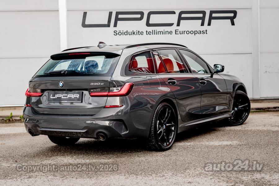 Grey BMW 3 Series 2021 in Parnu, with an engine capacity of 2.00 L and mileage of 178 thousand km for 25900 €, photo 11 on AUTOMOTO.COM.LV