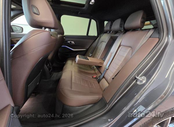 Grey BMW 3 Series 2022 in Tartu, with an engine capacity of 2.00 L and mileage of 193 thousand km for 22390 €, photo 10 on AUTOMOTO.COM.LV