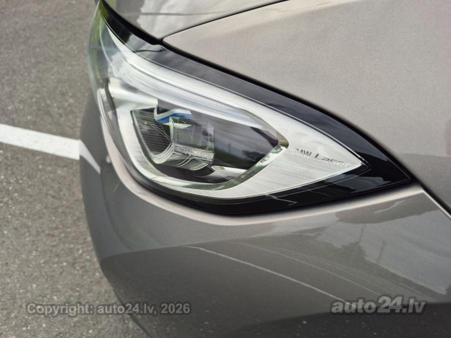 Pelēks BMW 3 Series 2022 Tallina, ar dzinēja tilpumu 2.00 L un nobraukumu 130 tūkst. km par 26900 €, foto 18 vietnē AUTOMOTO.COM.LV