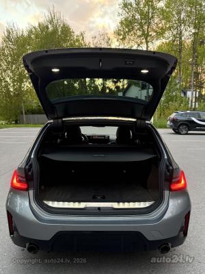 Grey BMW 3 Series 2023 in Tallinn, with an engine capacity of 2.00 L and mileage of 42 thousand km for 41990 €, photo 9 on AUTOMOTO.COM.LV