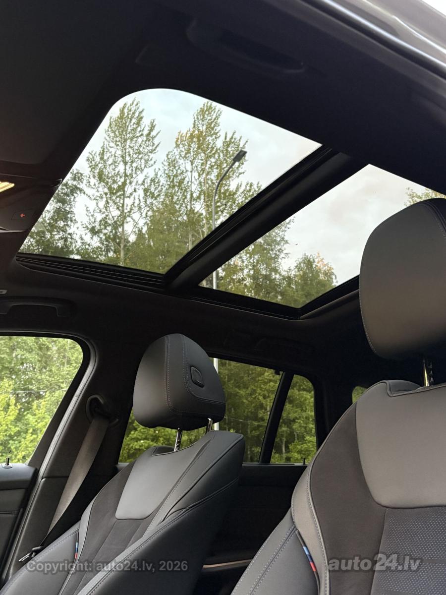 Grey BMW 3 Series 2023 in Tallinn, with an engine capacity of 2.00 L and mileage of 42 thousand km for 41990 €, photo 11 on AUTOMOTO.COM.LV
