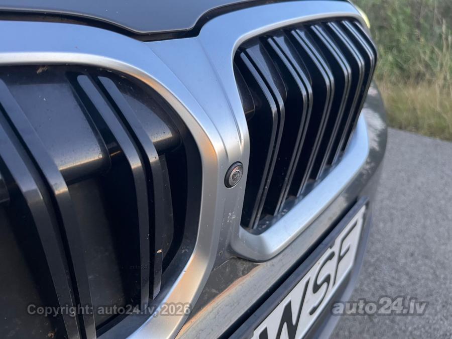 Pelēks BMW 3 Series 2023 Tallina, ar dzinēja tilpumu 2.00 L un nobraukumu 184 tūkst. km par 25890 €, foto 13 vietnē AUTOMOTO.COM.LV
