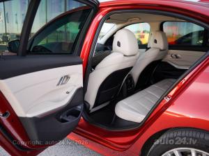 Orange BMW 3 Series 2019 in Tallinn, with an engine capacity of 2.00 L and mileage of 117 thousand km for 29900 €, photo 15 on AUTOMOTO.COM.LV