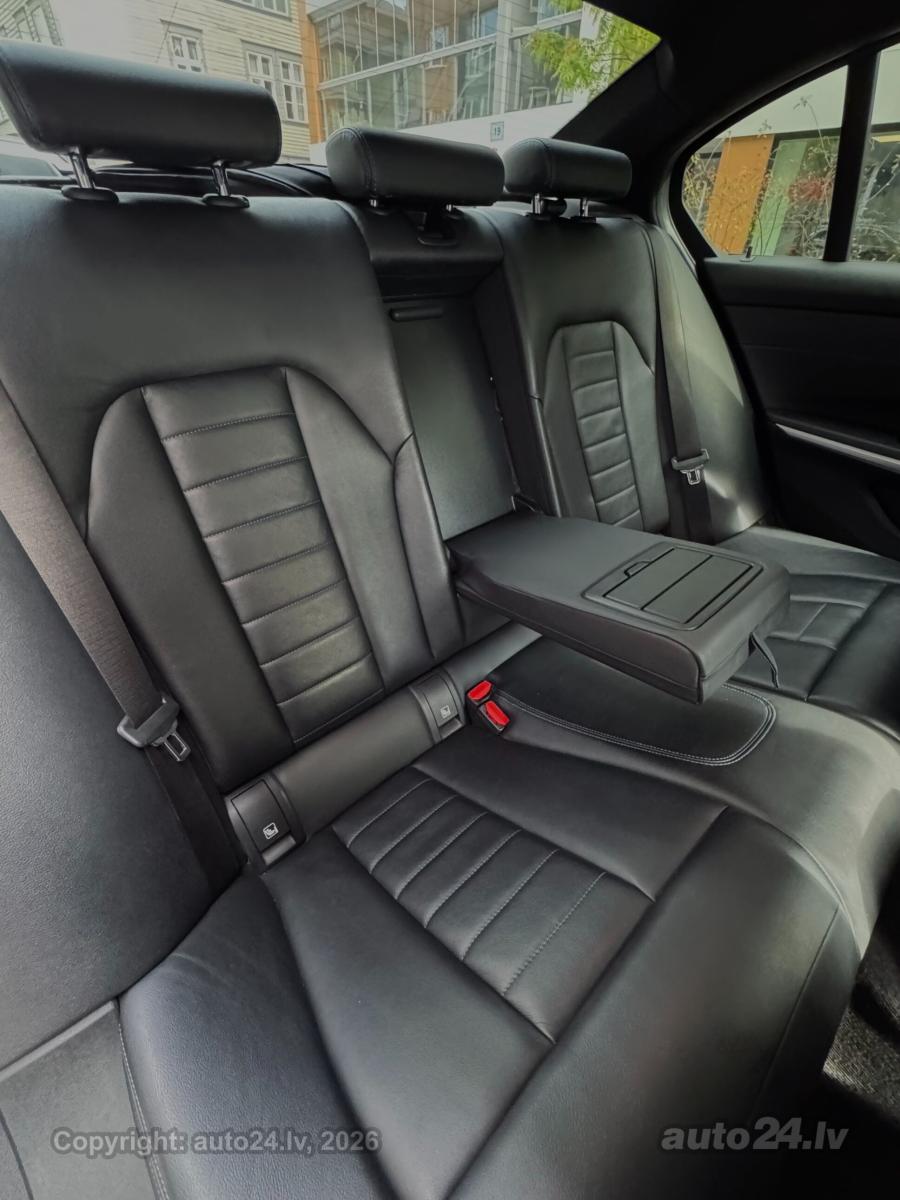 Oranžs BMW 3 Series 2019 Tallina, ar dzinēja tilpumu 2.00 L un nobraukumu 170 tūkst. km par 34900 €, foto 18 vietnē AUTOMOTO.COM.LV