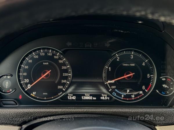 Oranžs BMW 3 Series 2019 Tallina, ar dzinēja tilpumu 2.00 L un nobraukumu 129 tūkst. km par 26500 €, foto 11 vietnē AUTOMOTO.COM.LV