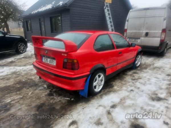 Sarkans BMW 3 Series 1996 Kuresāre, ar dzinēja tilpumu 1.60 L un nobraukumu 264 tūkst. km par 2300 €, foto 3 vietnē AUTOMOTO.COM.LV