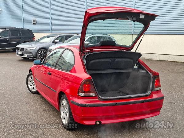 Red BMW 3 Series 2003 in Tallinn, with an engine capacity of 2.00 L and mileage of 210 thousand km for 2900 €, photo 5 on AUTOMOTO.COM.LV
